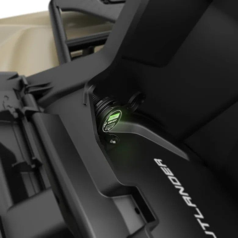 Can-Am Console Extension USB Power Outlet - Oktan AB Oktan AB